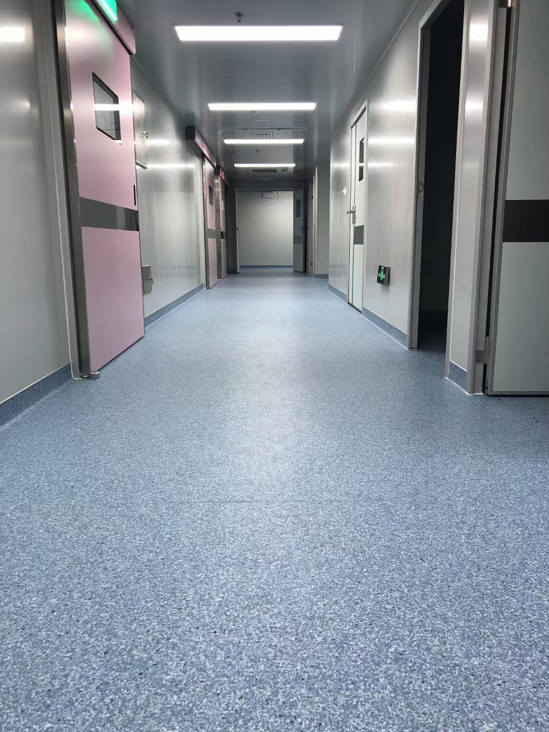 PVC卷材地板 - 杭州迈源装饰工程有限公司